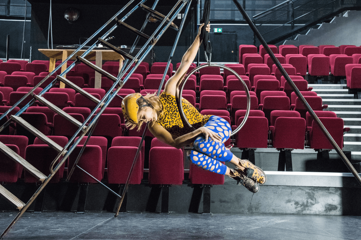 La Cie d'Ielles revisite l'histoire du cirque Archaos dans Tôle Story