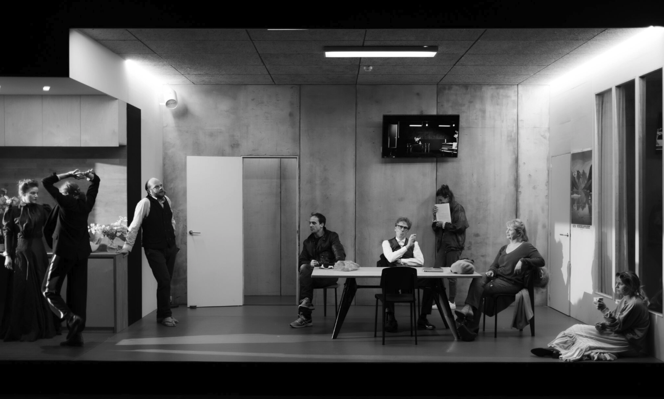 Hedda • Sébastien Monfè et Mira Goldwicht au ThéâtredelaCité à Toulouse