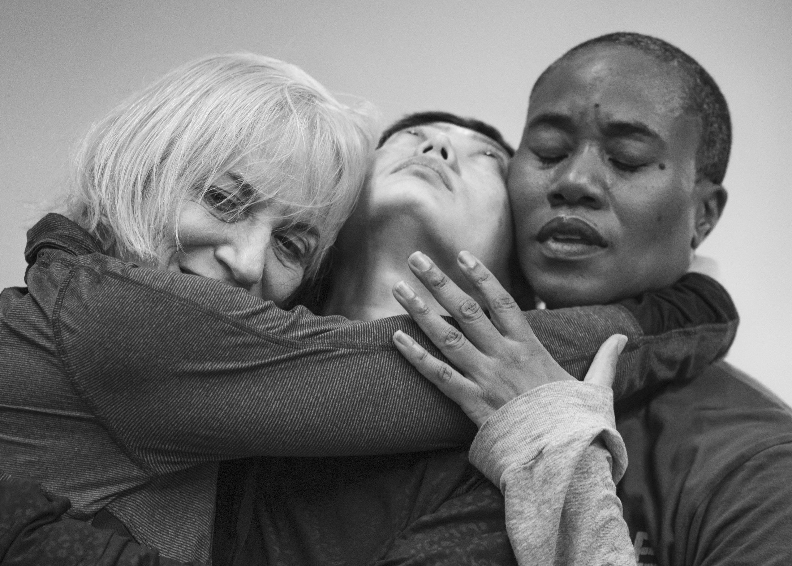 théâtre Garonne • Glitch Witch / Meg Stuart- Omagbitse Omagbemi